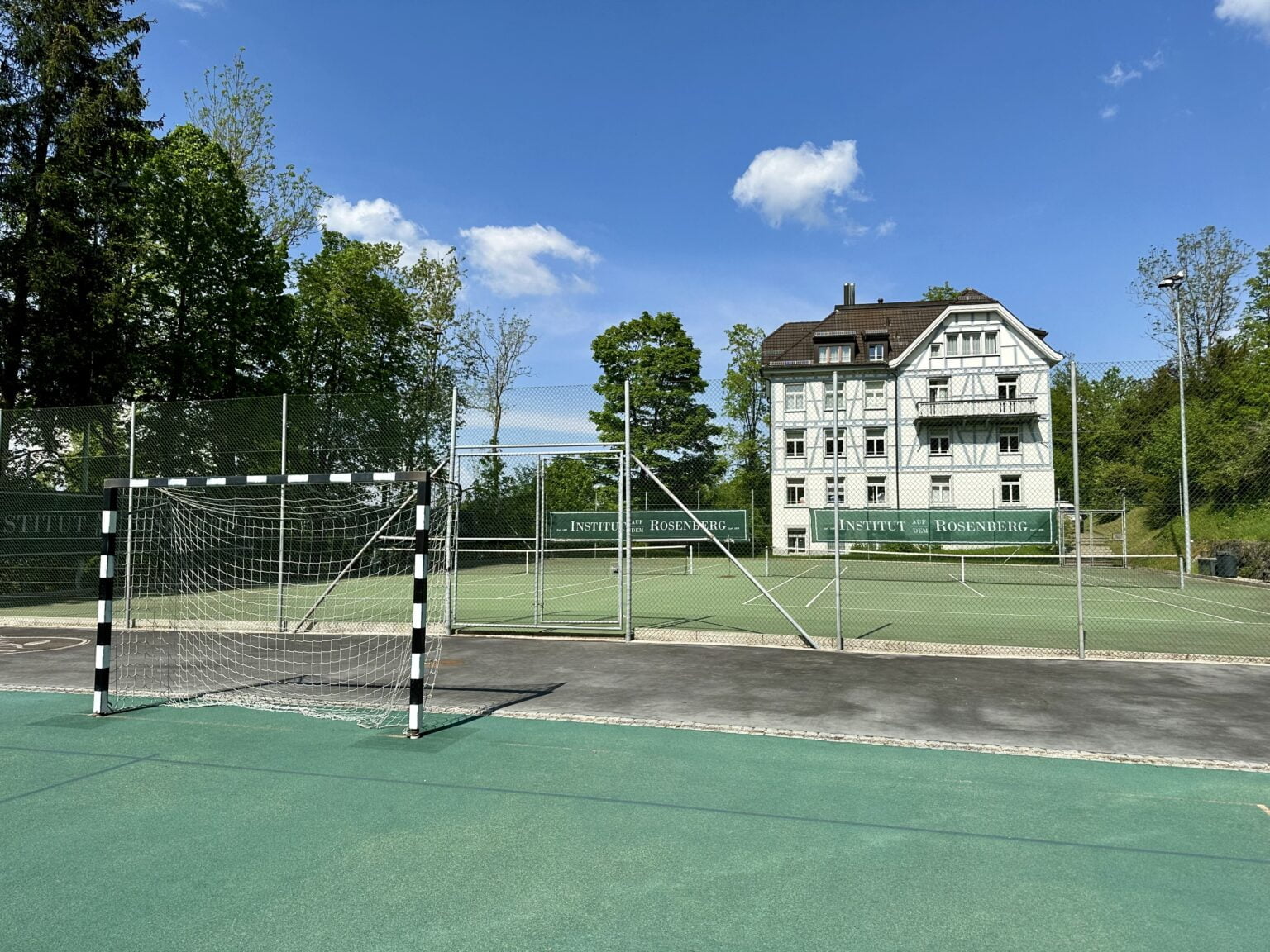 Institut auf dem Rosenberg
