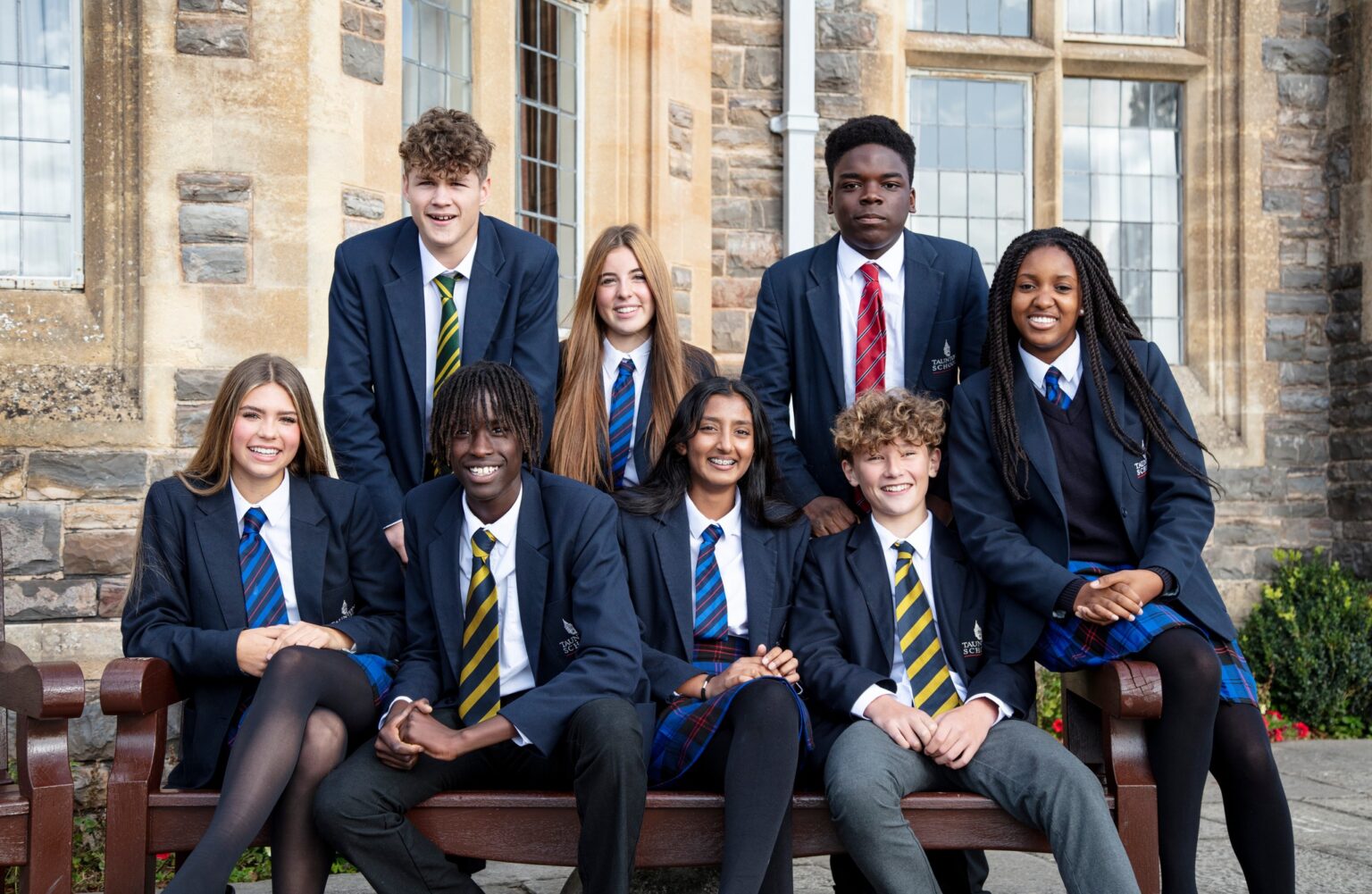 Schuluniform in England: Mehr als Tradition